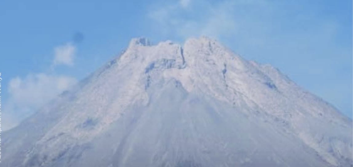 Evakuasi Pendaki Ilegal Gunung Merapi Berujung Tragedi - targetlink